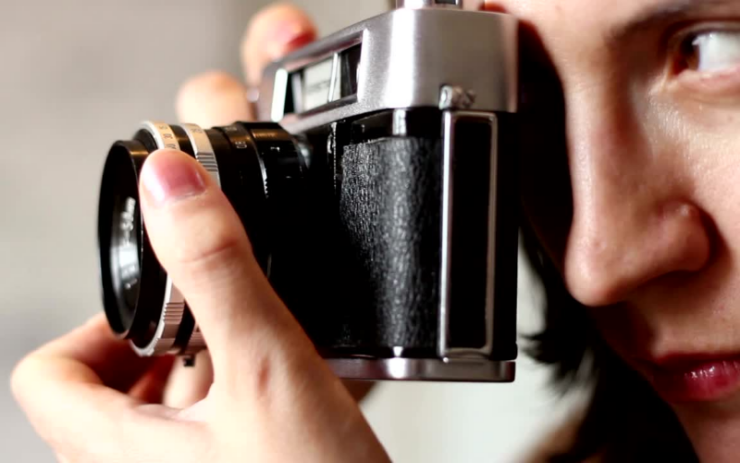 Matte vs Glossy Photos: What’s The Difference & Which One Is The Best?